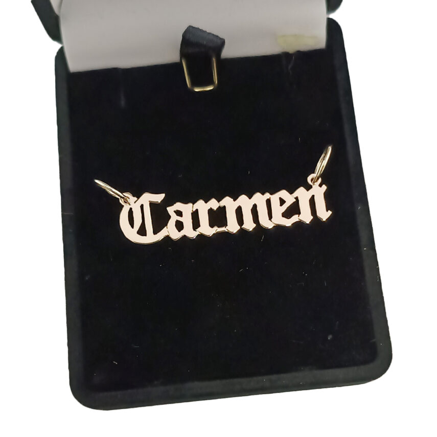Placa De oro con Nombre – Taller de Joyería MARO