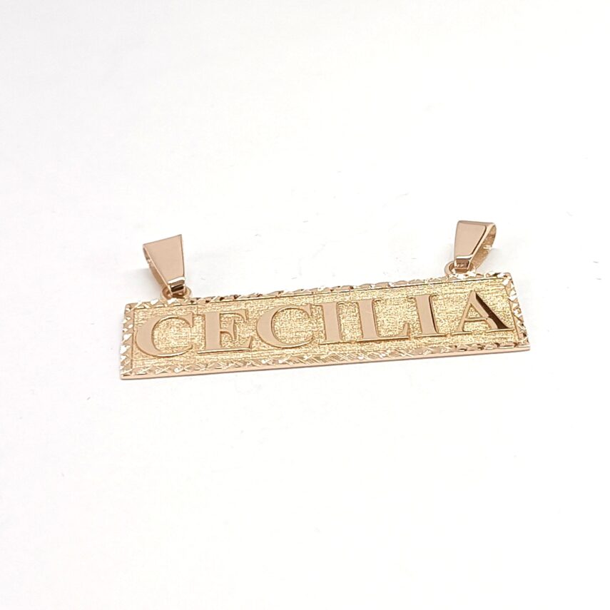 Placa De oro con Nombre – Taller de Joyería MARO