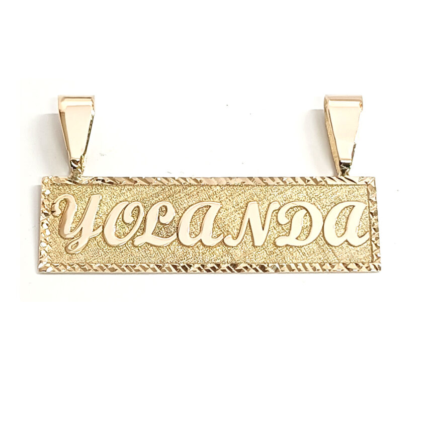 Placa De oro con Nombre – Taller de Joyería MARO